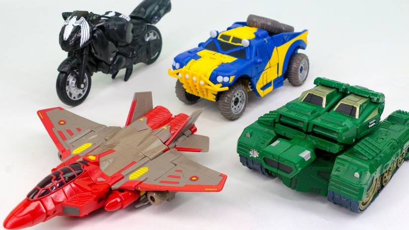 The 15 Weirdest Transformers Toys (And The 15 Best)