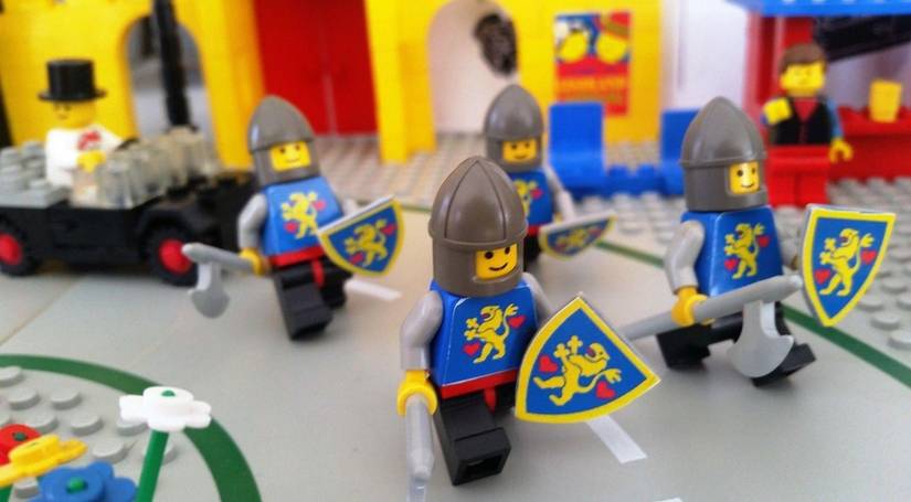 The 20 Weirdest Lego Sets Ever Made (And The 10 Best)