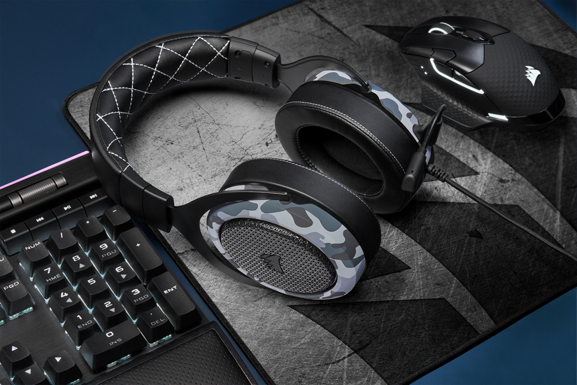HS60 Haptic Headphone Review: Feel That Bass For True Audio Immersion