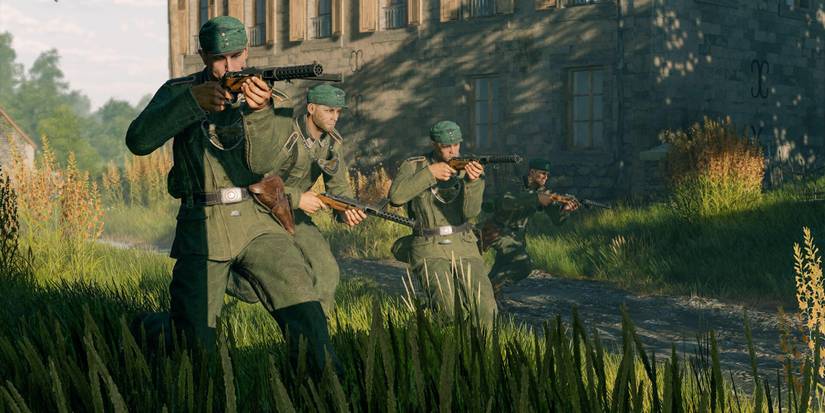 Enlisted: A Guide To Upgrading Squads
