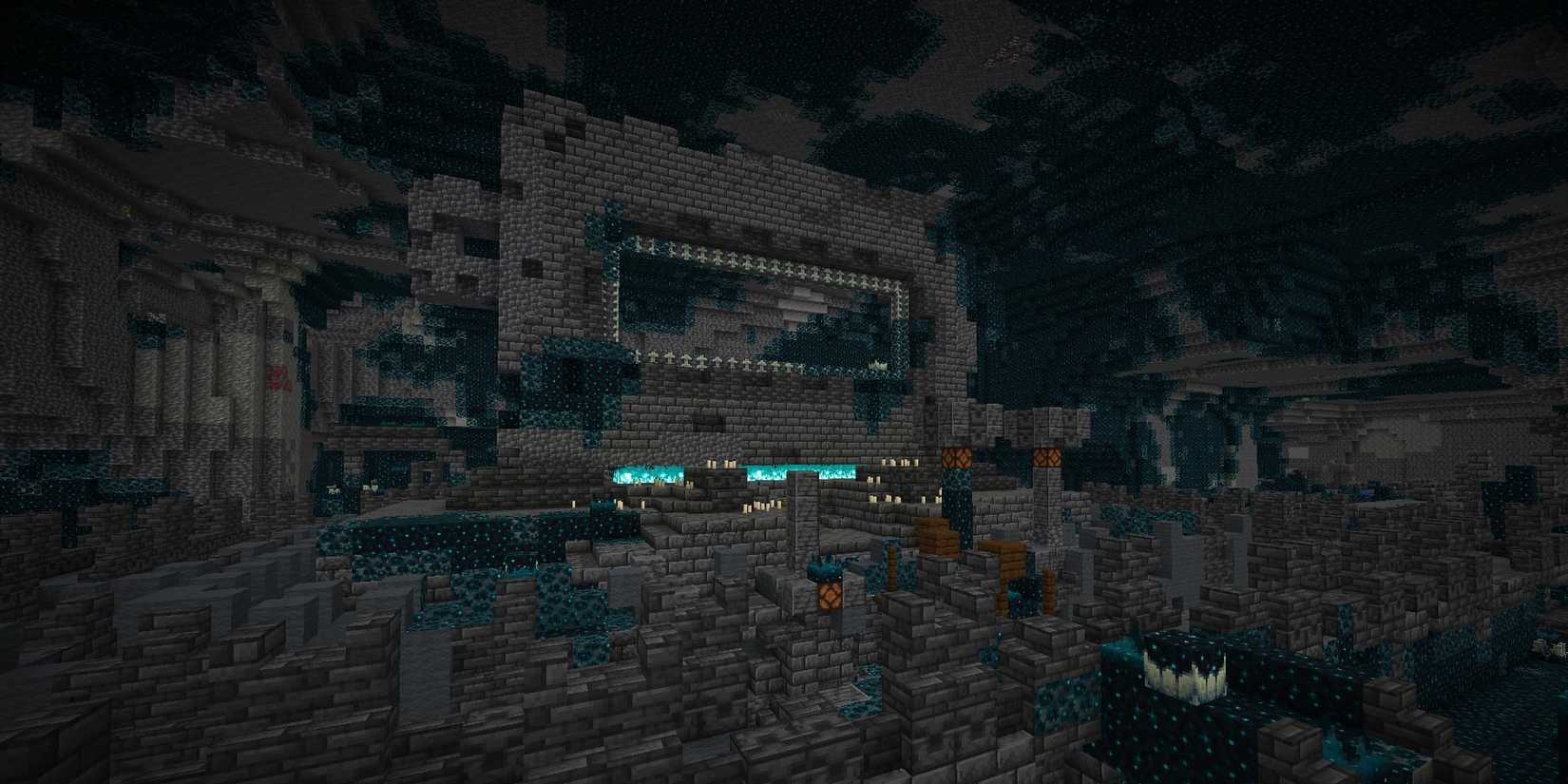How To Open The Redstone Door In Ancient Cities In Minecraft.
