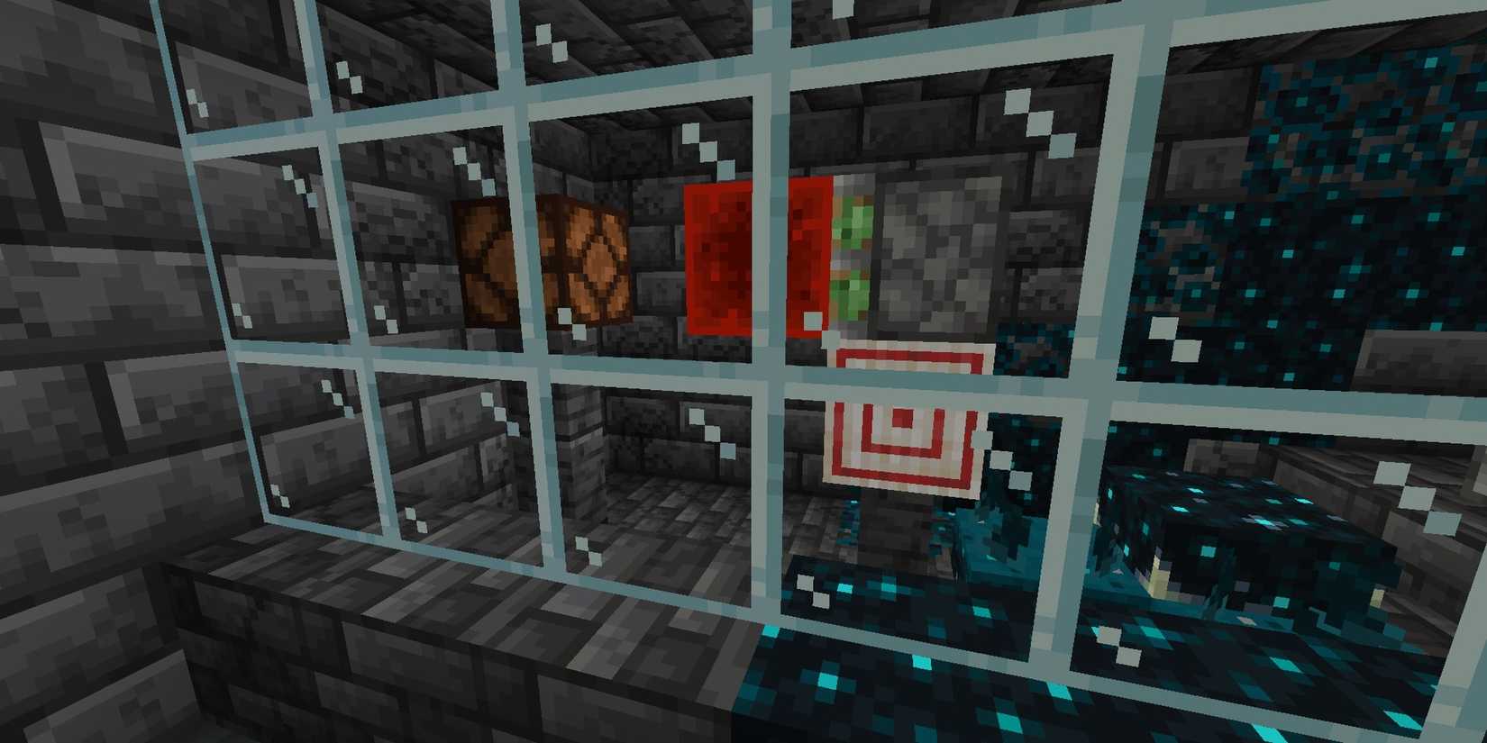 How To Open The Redstone Door In Ancient Cities In Minecraft.