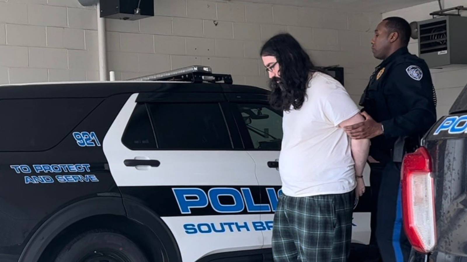 4Chan User Arrested, Thought Adding "In Minecraft" To His Threats Would ...