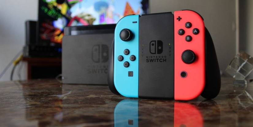 Comparing The PlayStation Portal And Nintendo Switch