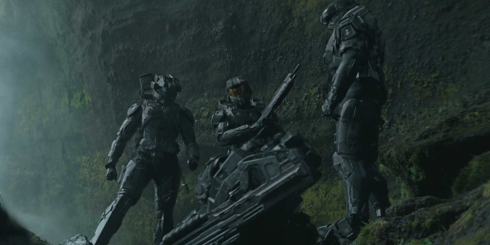 Every Time Master Chief Takes His Helmet Off In The Halo Show