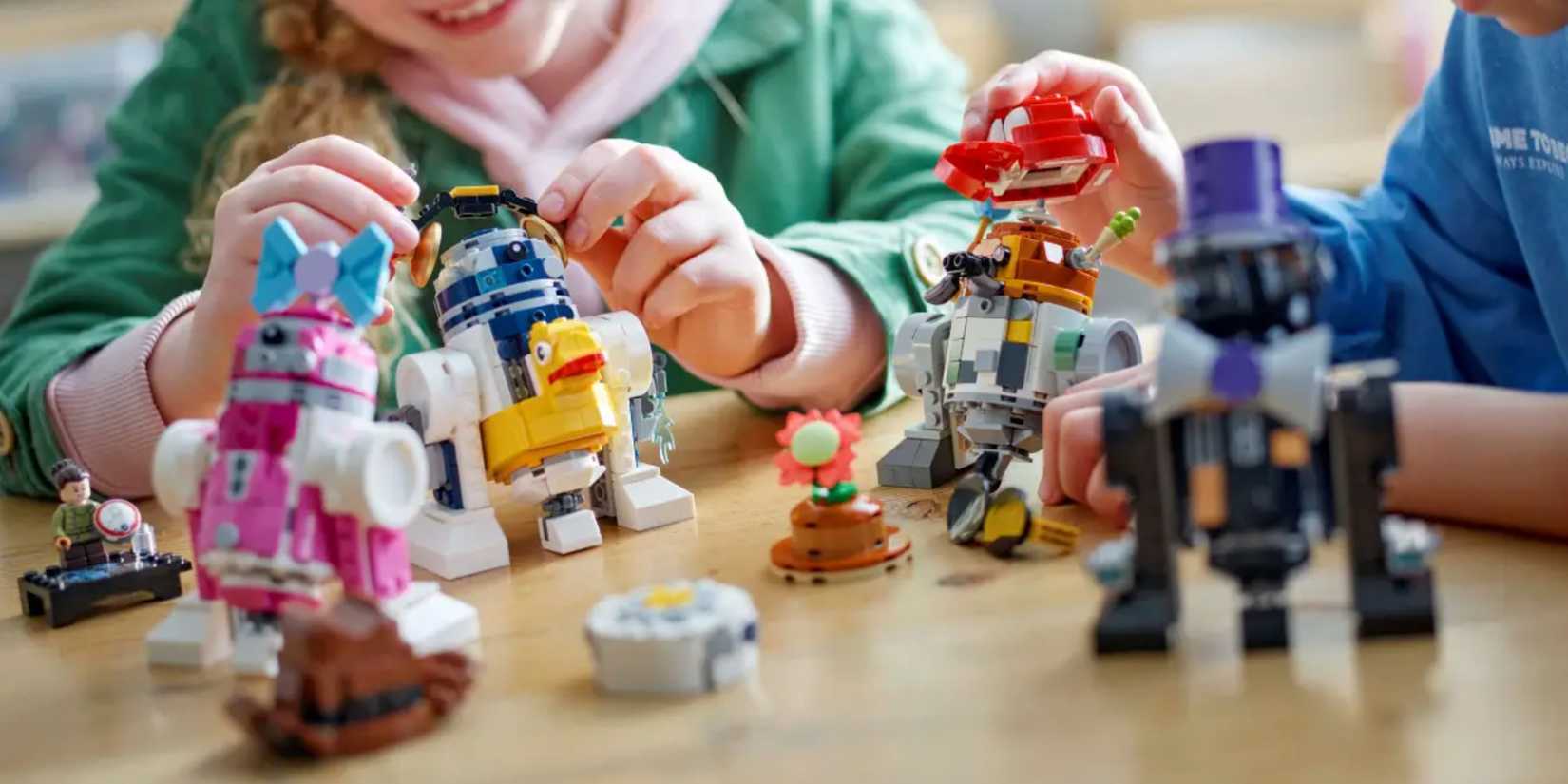Lego Reveals Creative Play Droid Builder Set With 25th Anniversary ...