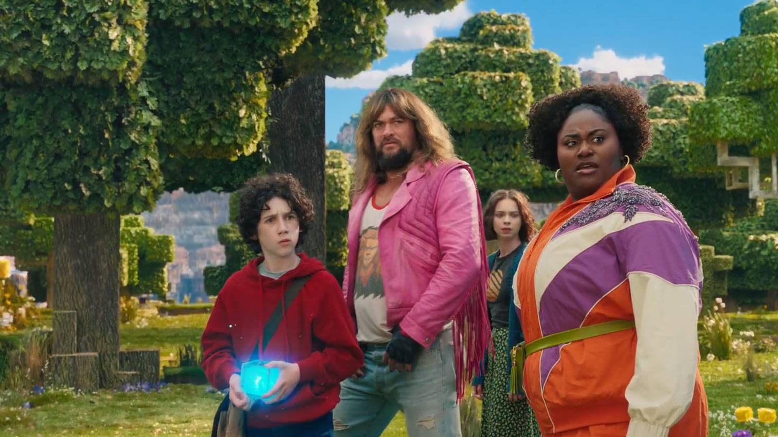 Minecraft Live-Action Movie Gets First Trailer