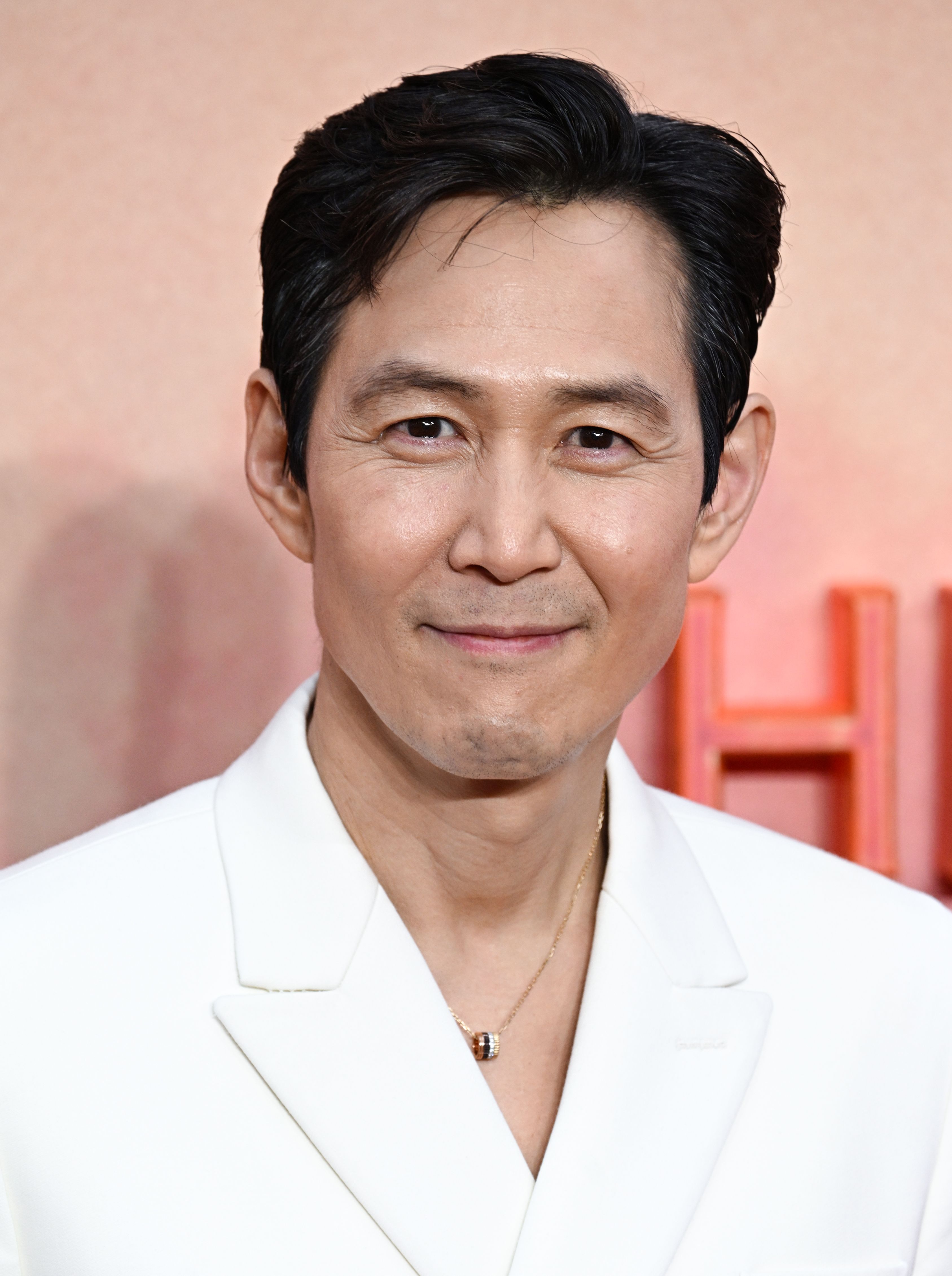 The Masked Front Man In Squid Game: Season 2, Explained